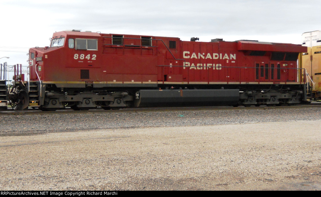 CP 8842